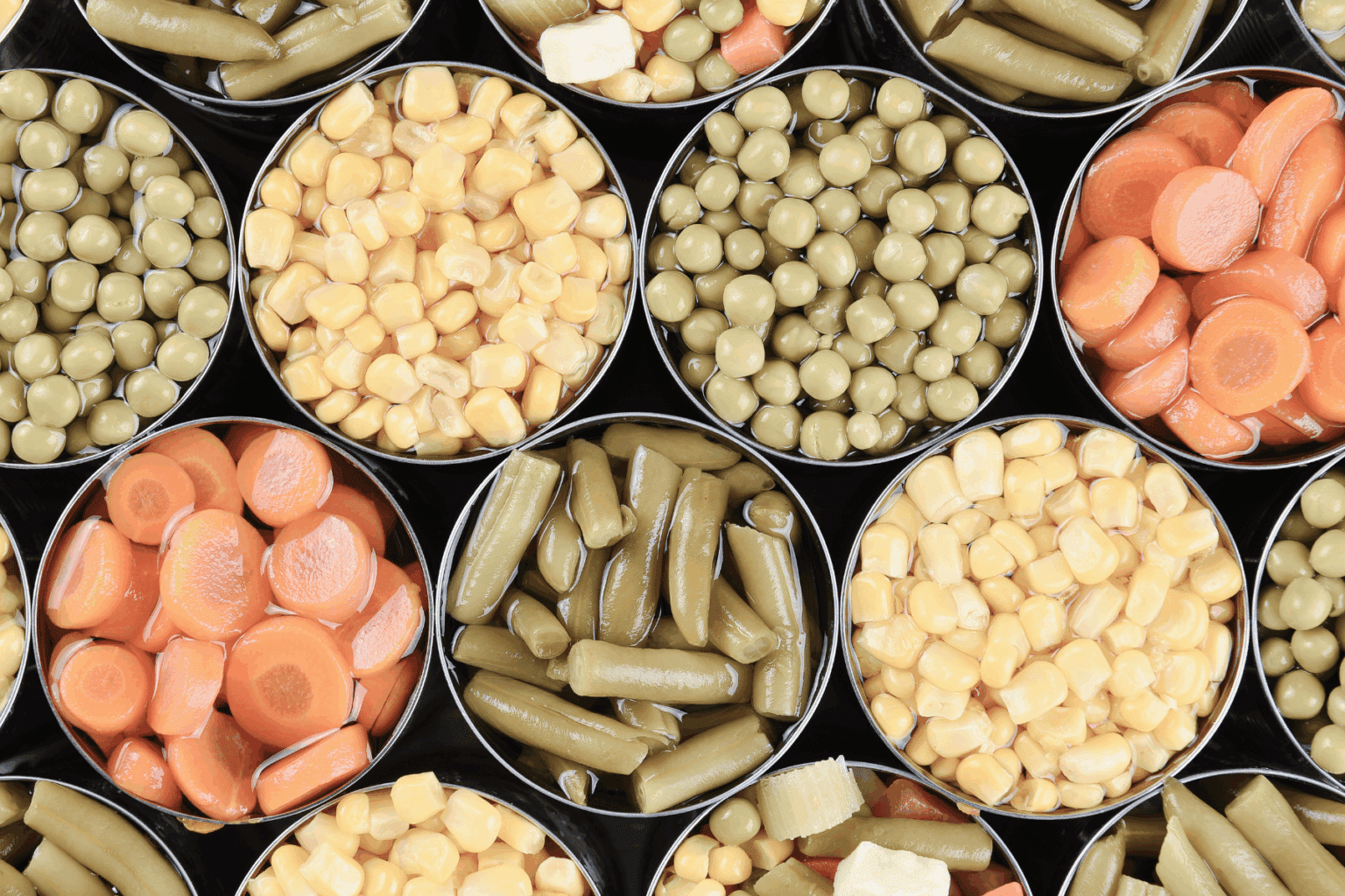 How to Stock the Pantry on a Budget to Save Money This Year