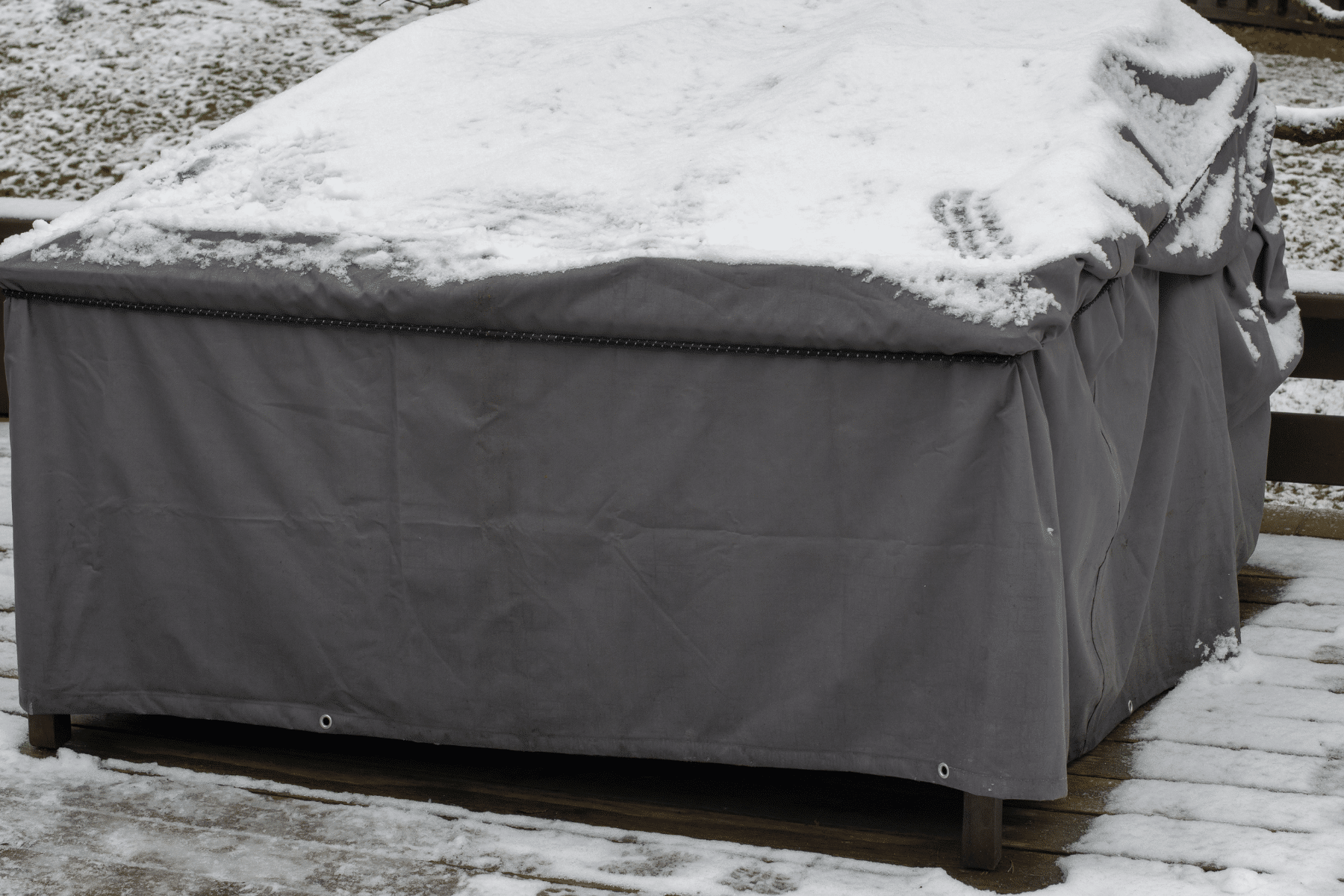 10 Tips to Protect Your Backyard Oasis with Patio Furniture Covers