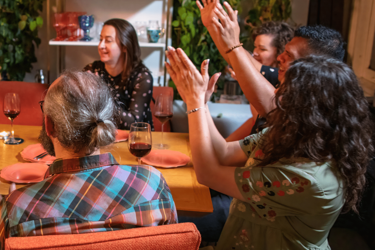 29 Cute Friendsgiving Party Favors That Your Friends Will Actually Love ...