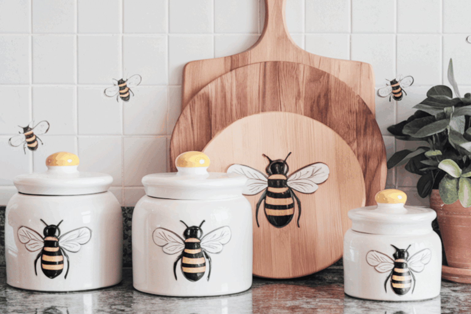 21+ Adorable Bee Kitchen Theme Ideas to Try - Basic Home DIY